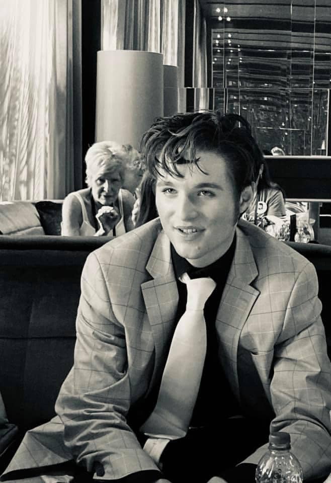 Hire NEVAN: The Entertainer - Oldies Music in Aurora, Colorado