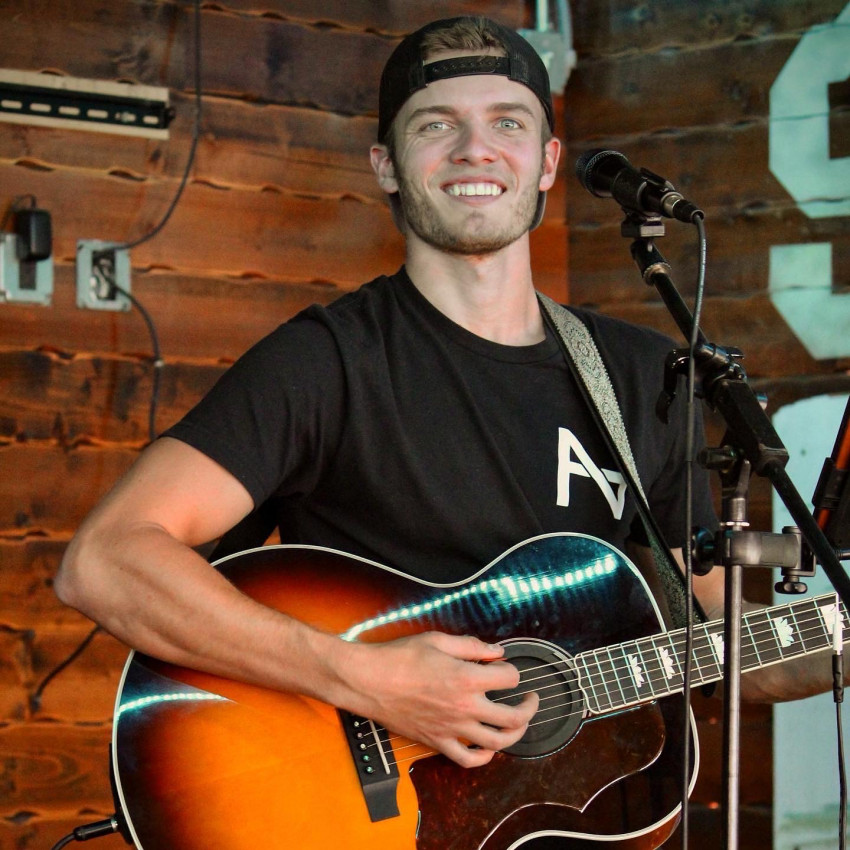 Hire Noah Hunton - Country Singer in Ocala, Florida