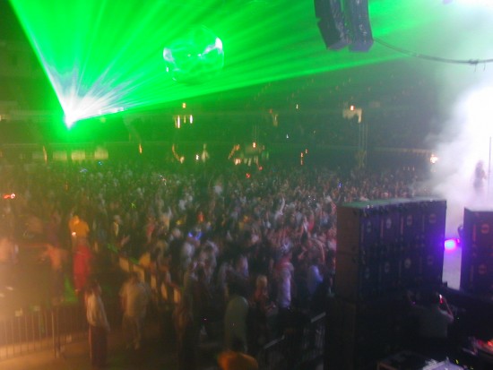 Hire Nu-Salt Laser Light Shows International - Laser Light Show in Los ...