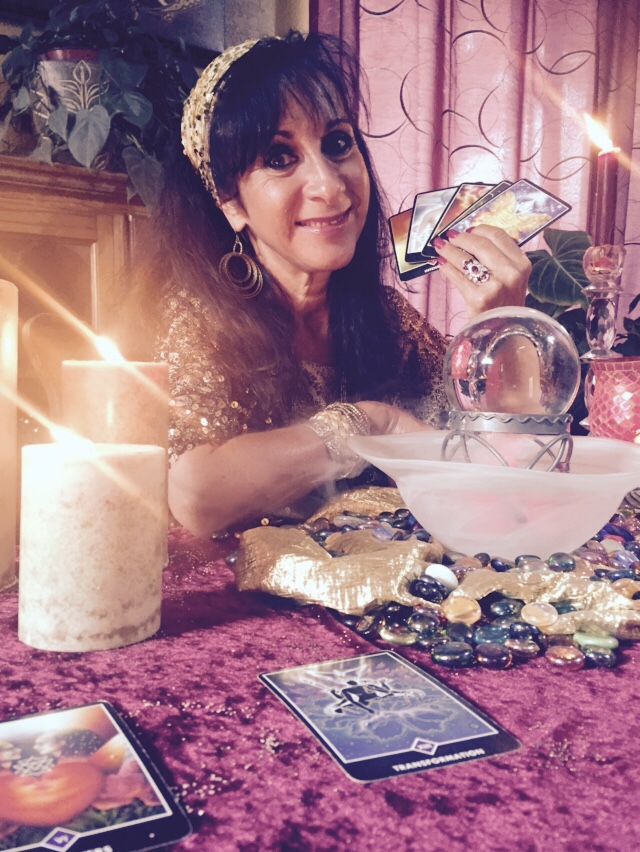 Hire Party Psychic - Psychic Entertainment in Hollywood, California
