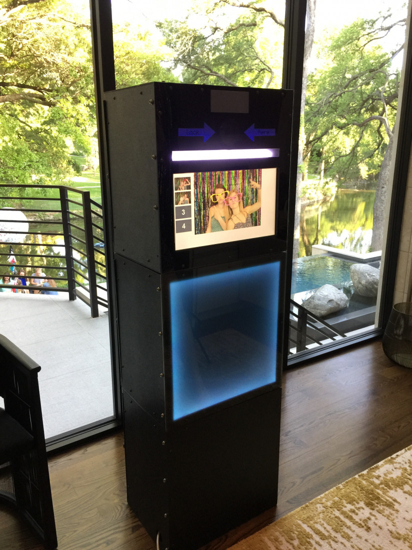 Hire Party Time Photo Booths - Photo Booths in Temple, Texas