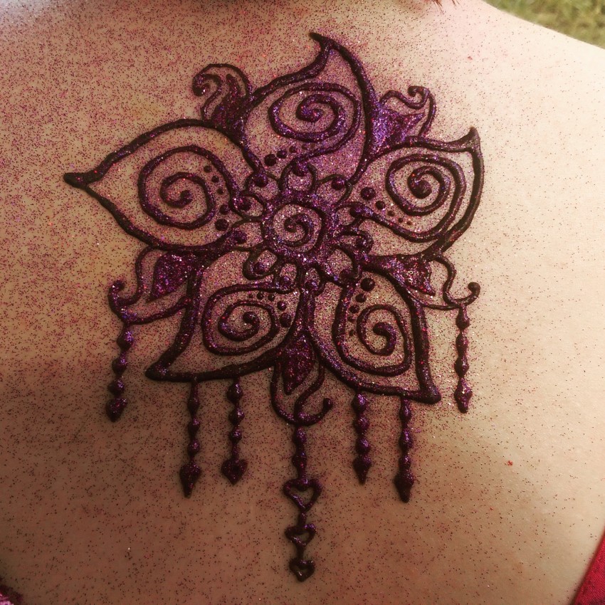 Hire Peace Bee And Rainbow Song Henna - Henna Tattoo Artist in Franklin ...