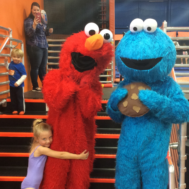 Hire Peachtree Character Rentals - Costume Rentals in Lithonia, Georgia