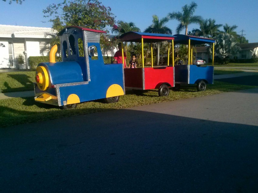 Hire Petting Zoo & Pony Rides of Miami - Petting Zoo in Miami, Florida