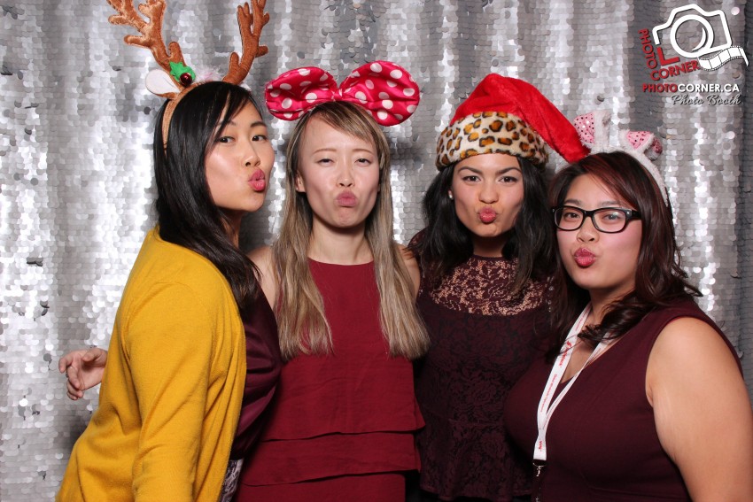 Hire Photo Corner Photo Booth - Photo Booths in Toronto, Ontario
