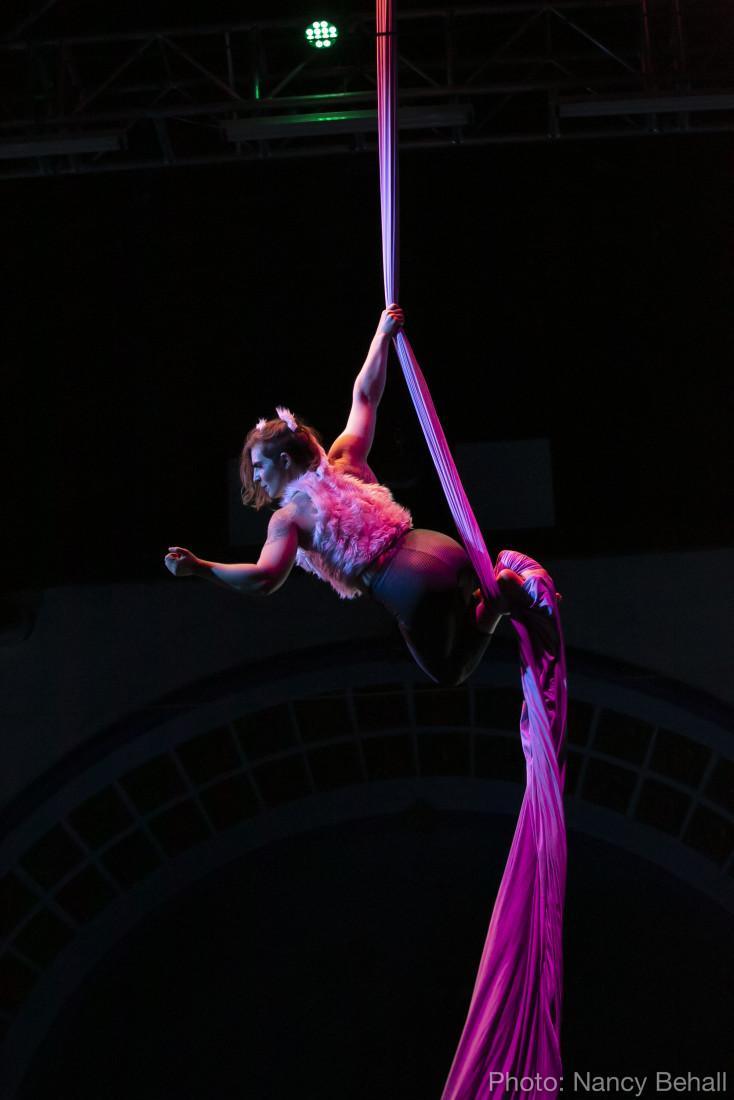 Hire Kim Melohn: Contortionist, Aerialist, Stilt Walker - Contortionist ...