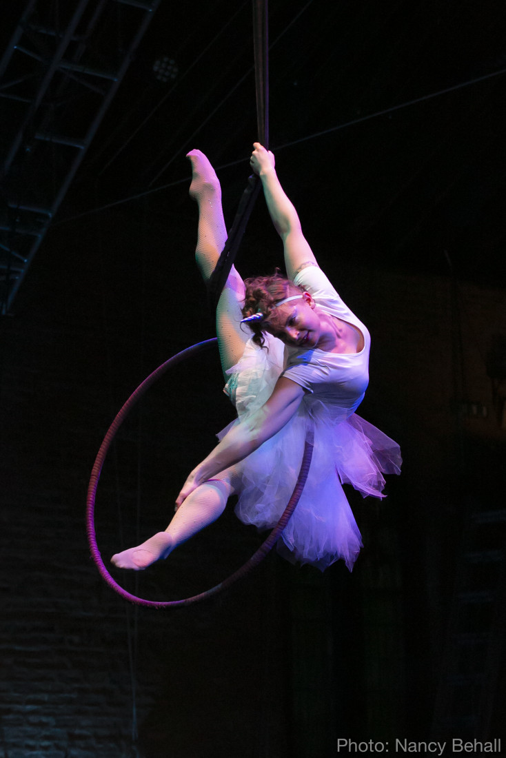 Hire Kim Melohn: Contortionist, Aerialist, Stilt Walker - Contortionist ...