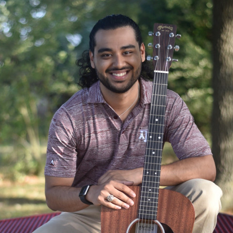 Hire Ramiro Hernandez - Singing Guitarist in San Antonio, Texas