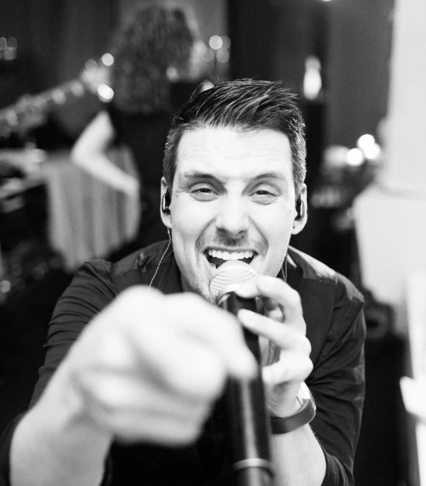 Hire Rare Orion - Singer/Songwriter in Garland, Texas