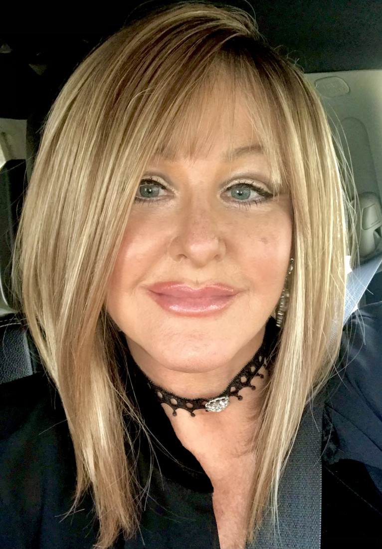 Hire Rhonda Medina - Dolly Parton Impersonator in Dallas, Texas