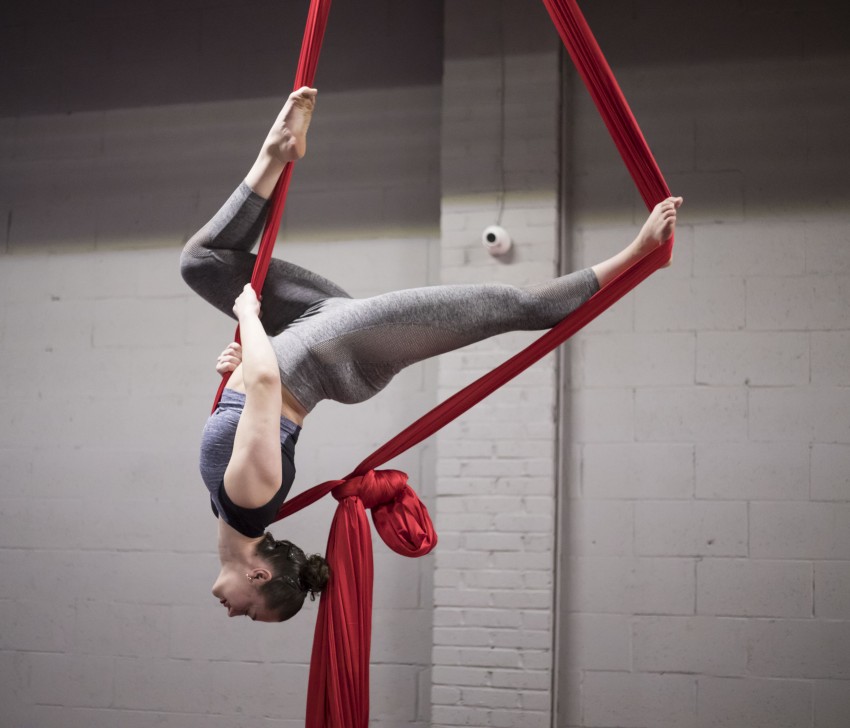 Hire Rhythmic Animation - Contortionist in Toronto, Ontario