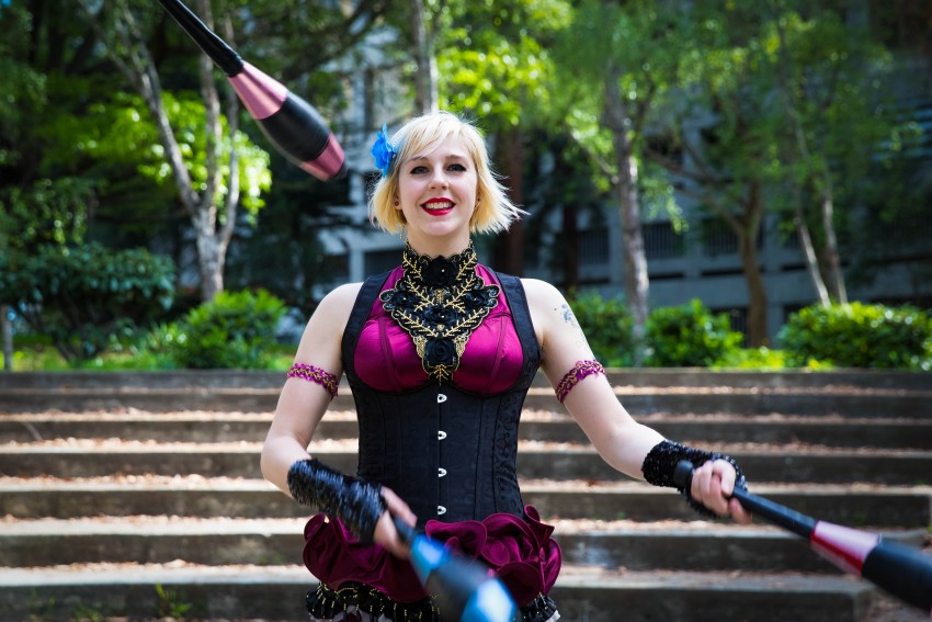 Hire Robin Lara Circus Variety - Circus Entertainment in Oakland ...