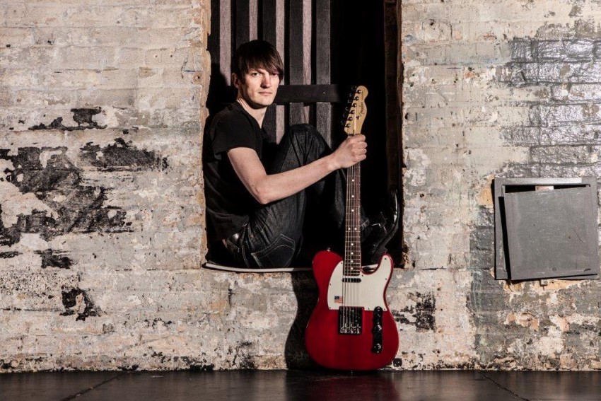 Hire Vinnie Rose - Singing Guitarist in St Paul, Minnesota