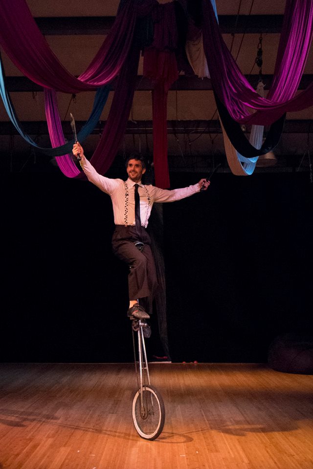 Hire Roving Juggling - Juggler in Las Vegas, Nevada