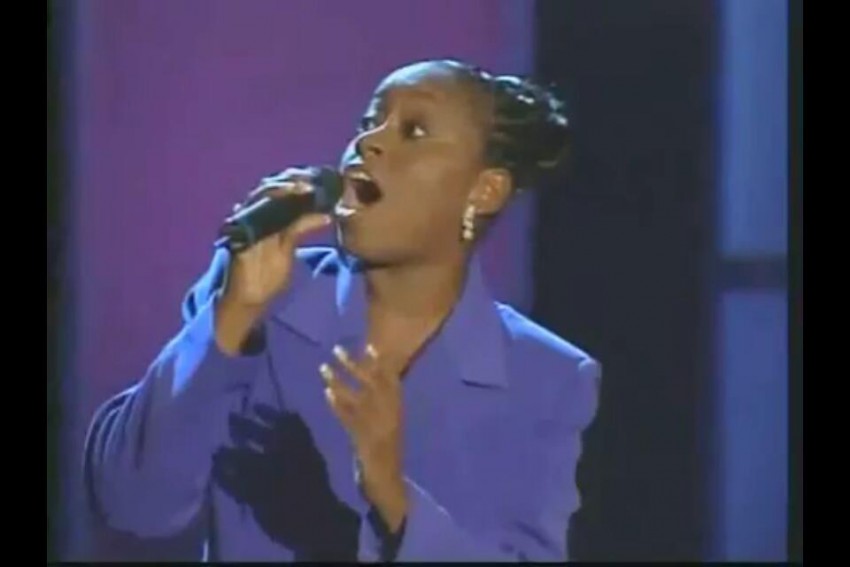 Hire Royanne Mitchell - Gospel Singer in Fort Lauderdale, Florida