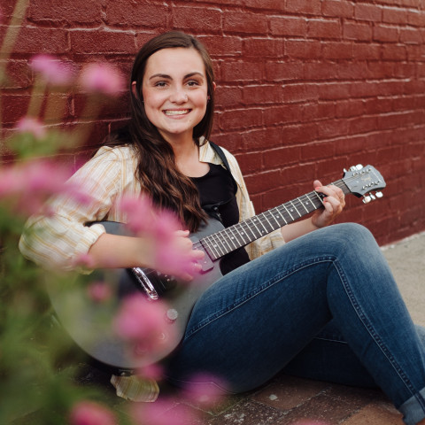 Hire Ruthie Duey - Singing Guitarist in Morrison, Illinois