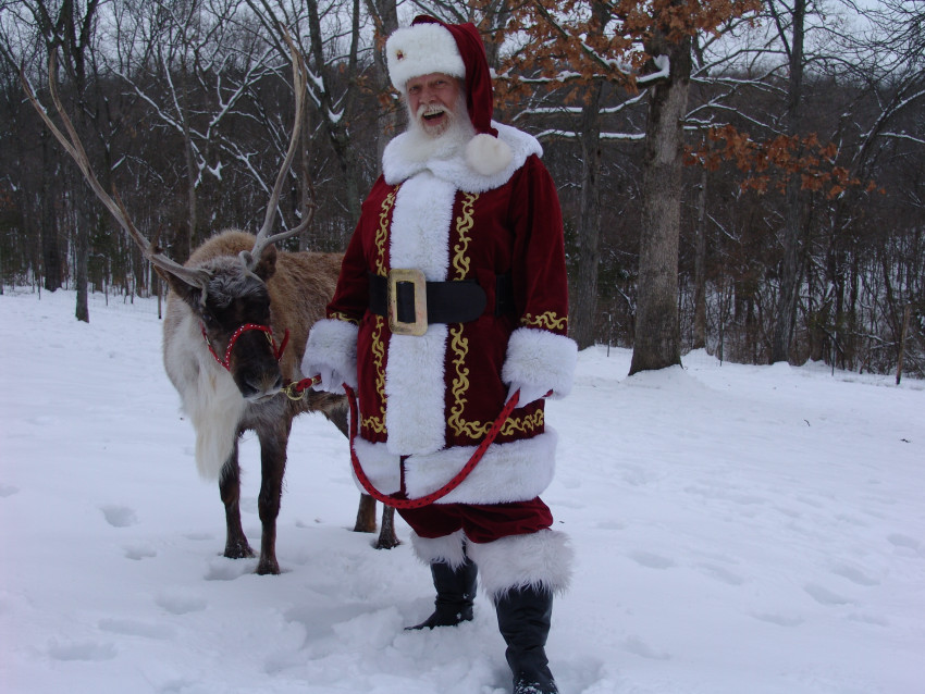 Hire STL Santa - Santa Claus in St Louis, Missouri