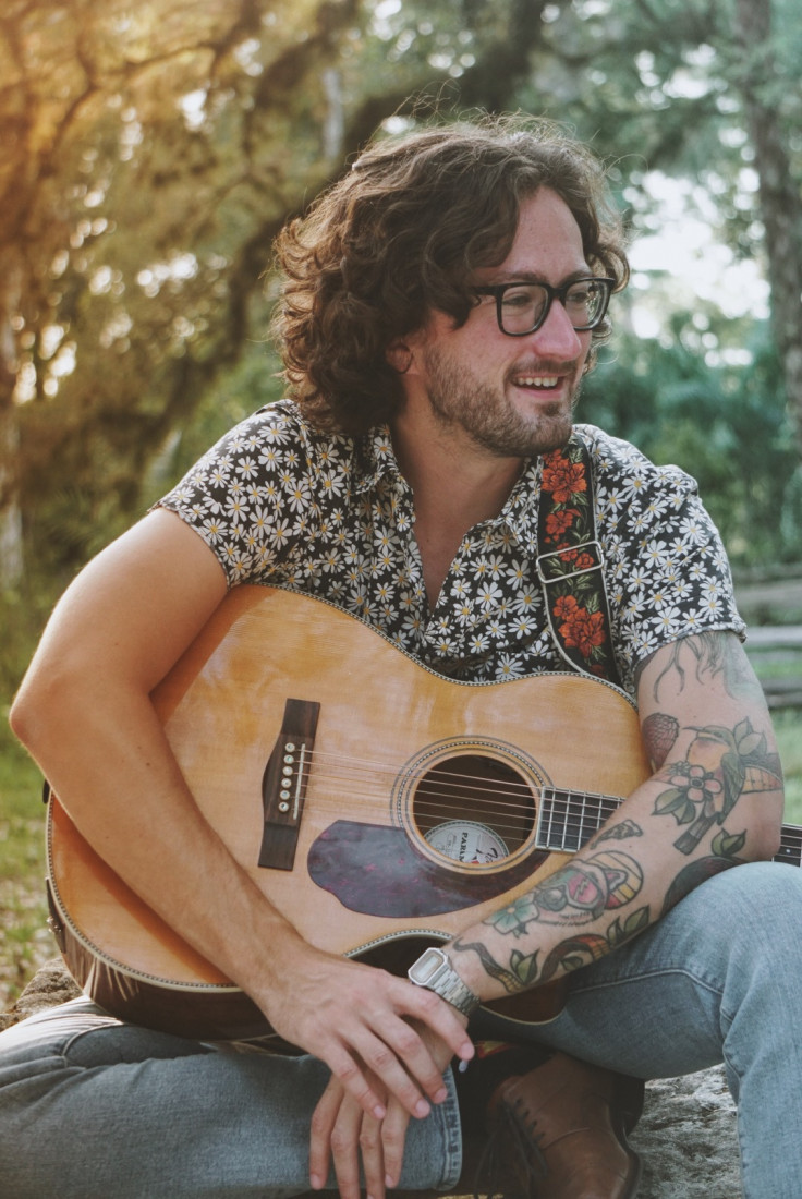 Hire Samuel King - Singing Guitarist in Palm Beach Gardens, Florida