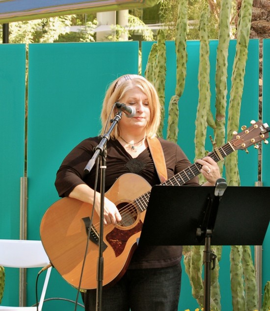 Hire Sandy Hathaway - Singing Guitarist in Chandler, Arizona