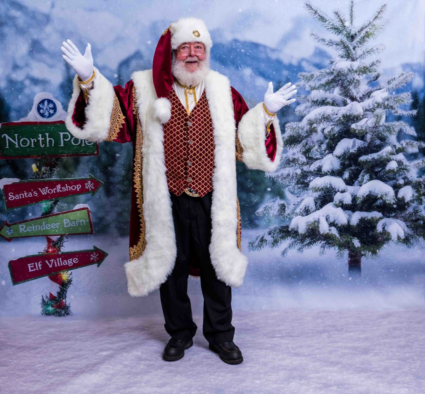 Hire Santa Neal - Santa Claus in Atlanta, Georgia