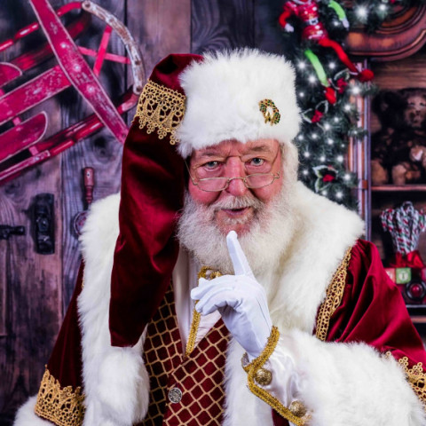 Hire Santa Neal - Santa Claus in Atlanta, Georgia