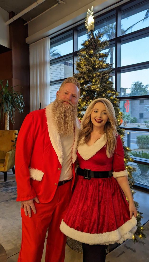 Hire Santa Carl & Mrs. Claus - Santa Claus in Tucson, Arizona