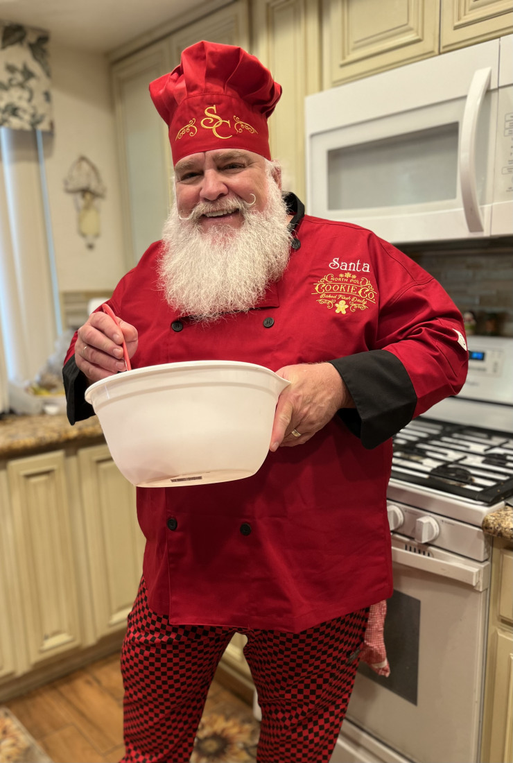 Hire Santa Cisco & Mrs. Claus - Santa Claus in Corona, California