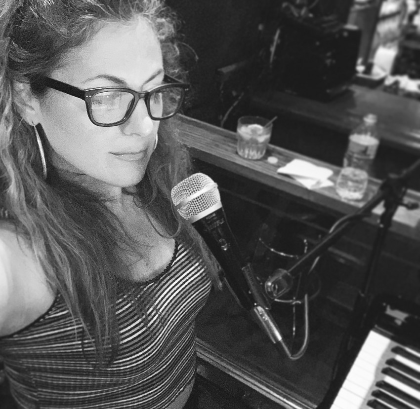 Hire Sarah Glassman - Singing Pianist in New York City, New York