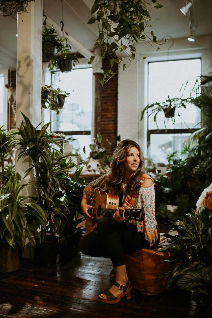 Hire Sarah Louise French - Singing Guitarist in Worcester, Massachusetts