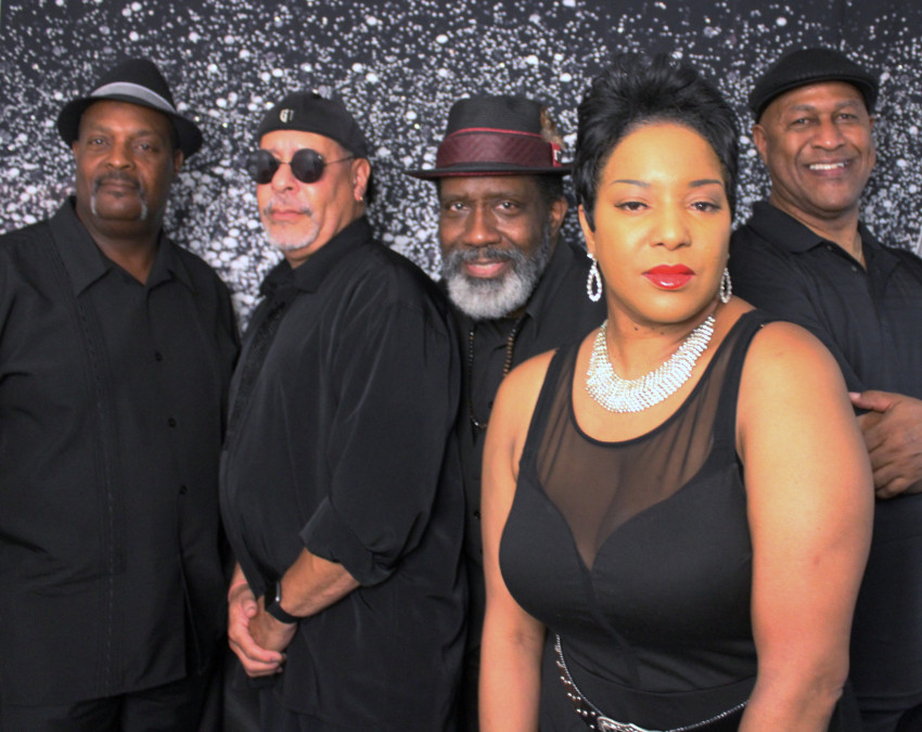 Hire SeamLess - Cover Band in Suffolk, Virginia