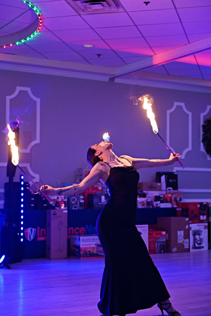Hire Sally Marvel - Sword Swallower in Chicago, Illinois