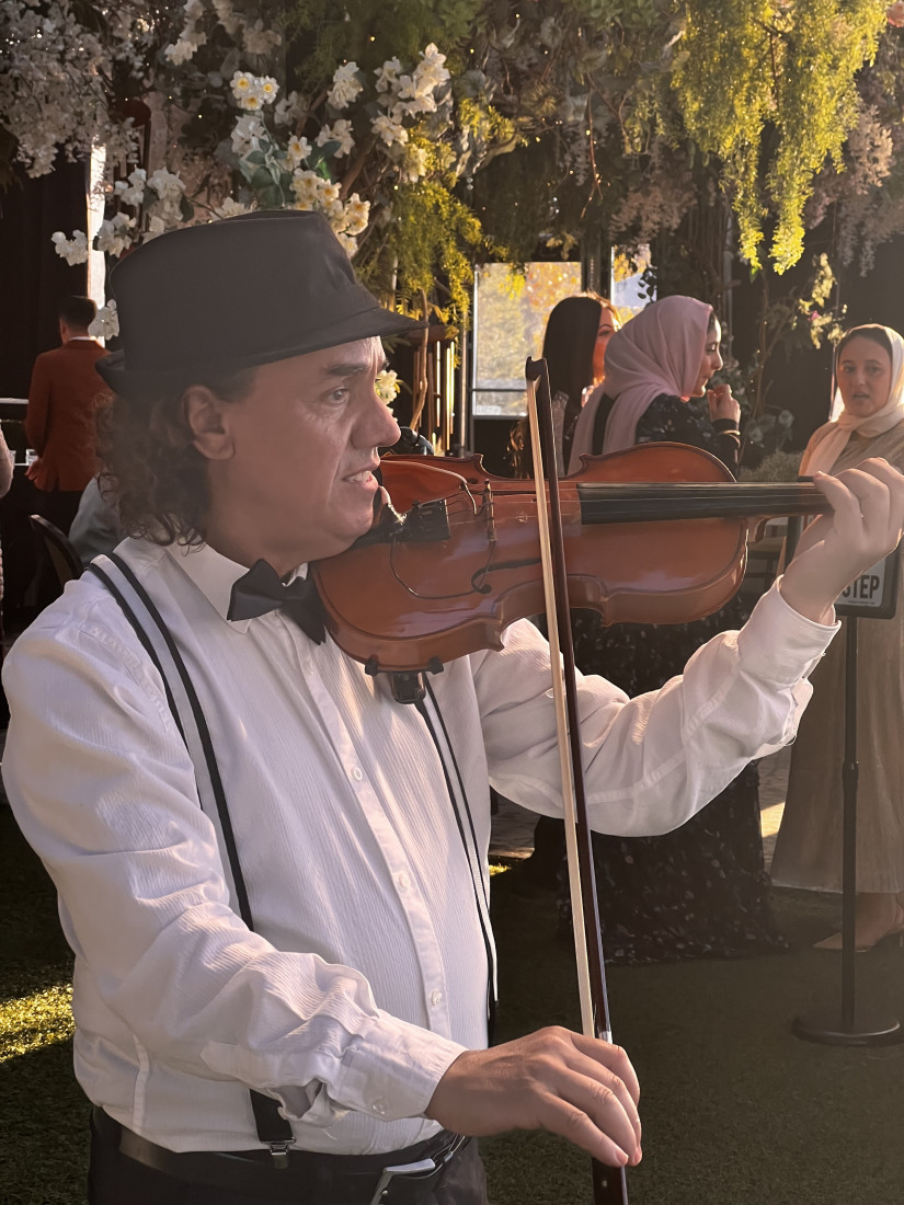 Hire Singer, Oud, violin, Keybord and Drumer. - Multi-Instrumentalist ...