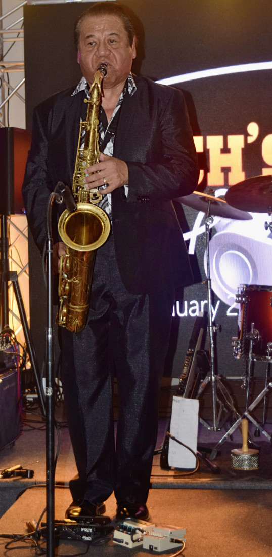 Hire SIZZLE "fine chefs of smooth jazz" - Jazz Band in Stockton, California