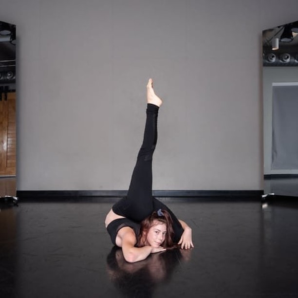 Hire Snake Woman - Contortionist in Miami, Florida