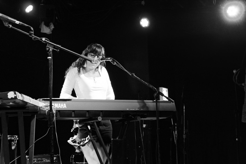 Hire Solo Acoustic Piano Singer Hits - Wedding Singer in Chicago, Illinois