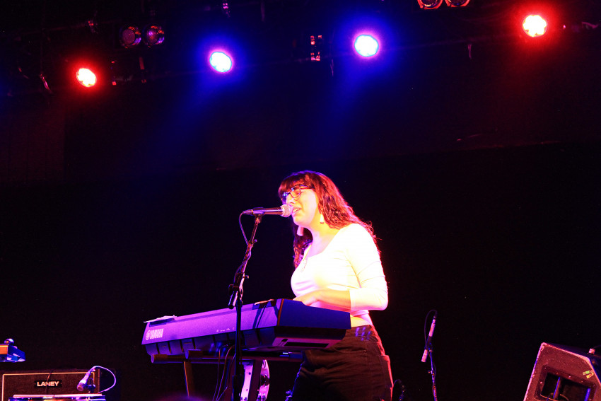 Hire Solo Acoustic Piano Singer Hits - Wedding Singer in Chicago, Illinois