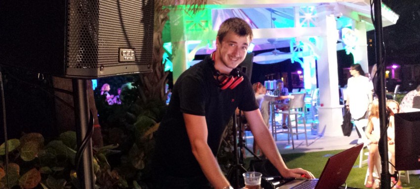 Hire SoundFun - Karaoke DJs - Karaoke DJ in Boca Raton, Florida