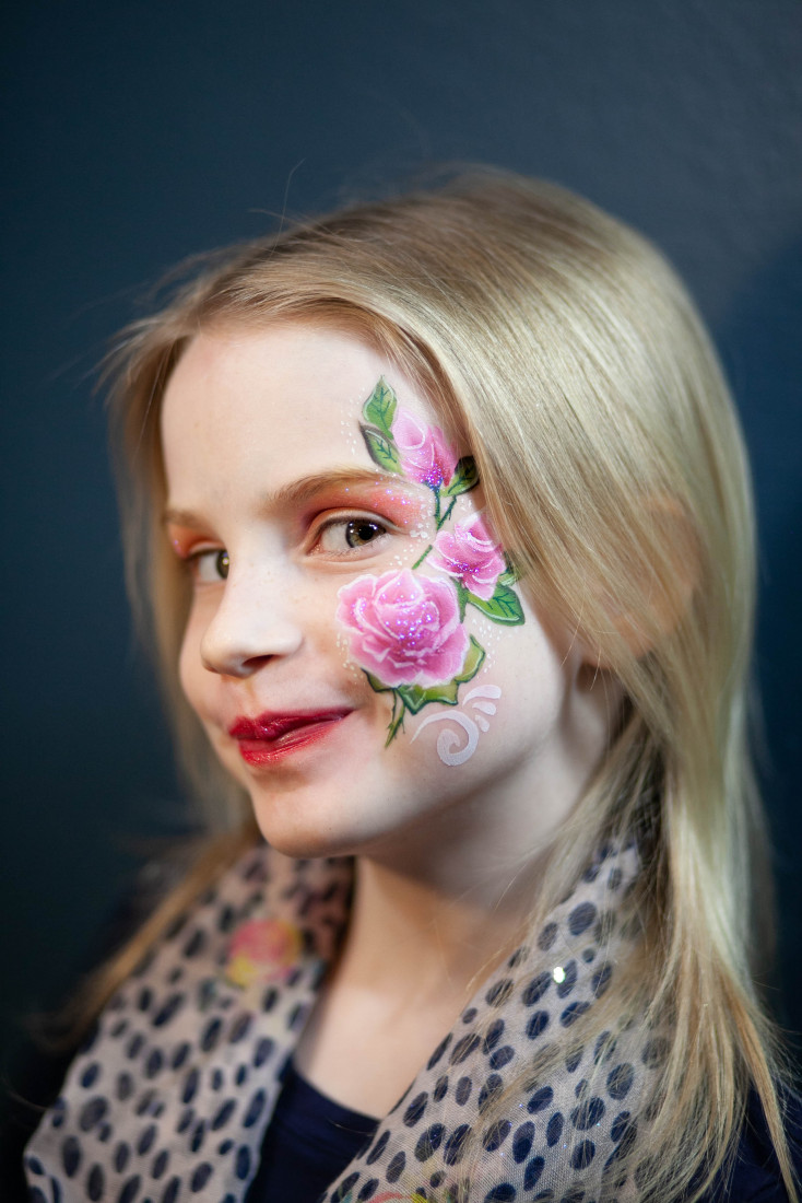 Hire Sparkles and Swords - Face Painter in McKinney, Texas