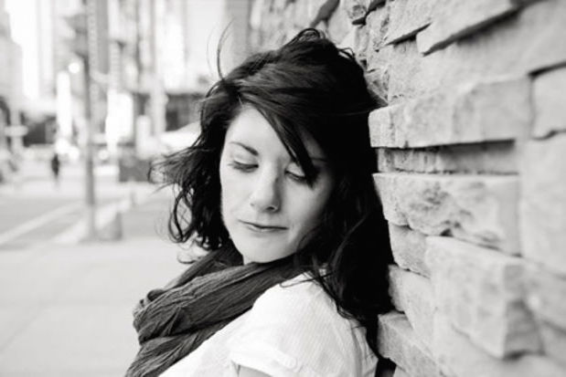 Hire Courtney Gilmour - Stand-Up Comedian in Toronto, Ontario