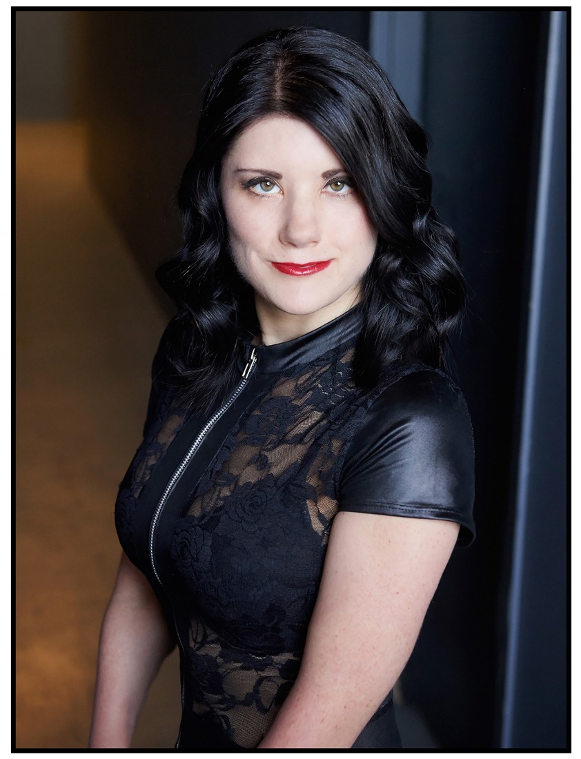 Hire Courtney Gilmour - Stand-Up Comedian in Toronto, Ontario