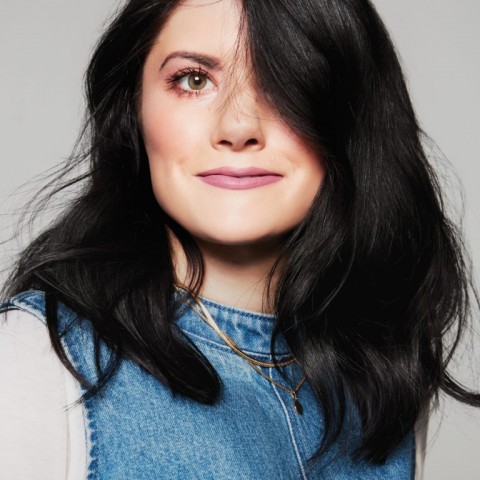 Hire Courtney Gilmour - Stand-Up Comedian in Toronto, Ontario