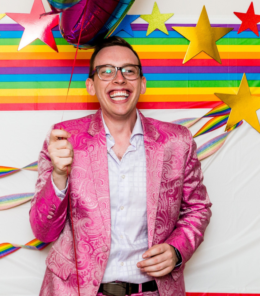 Hire Stand Up Dylan - Stand-Up Comedian in Toronto, Ontario