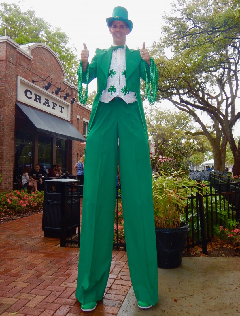 Hire Stilt Fun - Stilt Walker in Orlando, Florida