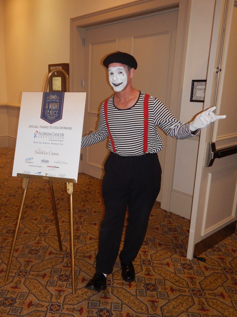 Hire Stilt Fun - Stilt Walker in Orlando, Florida