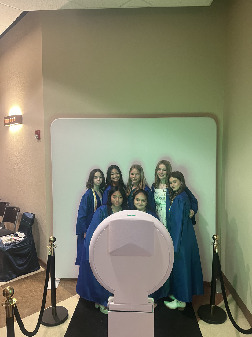 Hire Strike A Pose, Photo Booth Rentals - Photo Booths in Las Vegas, Nevada