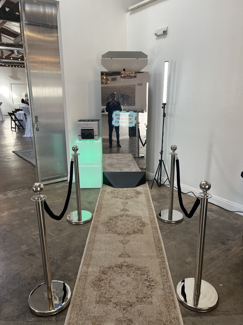 Hire Strike A Pose, Photo Booth Rentals - Photo Booths in Las Vegas, Nevada