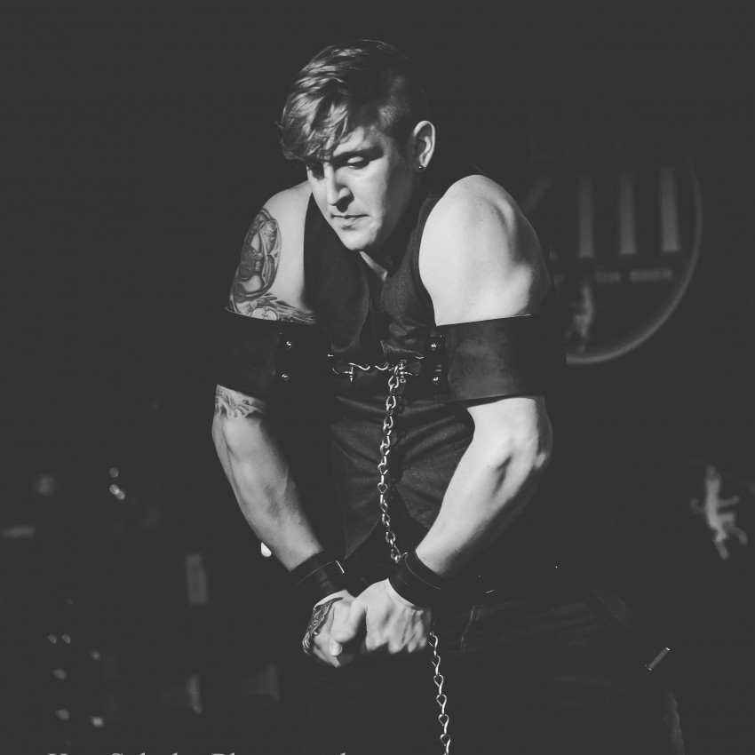 Hire Steel Bending Strongman - Circus Entertainment in Denver, Colorado