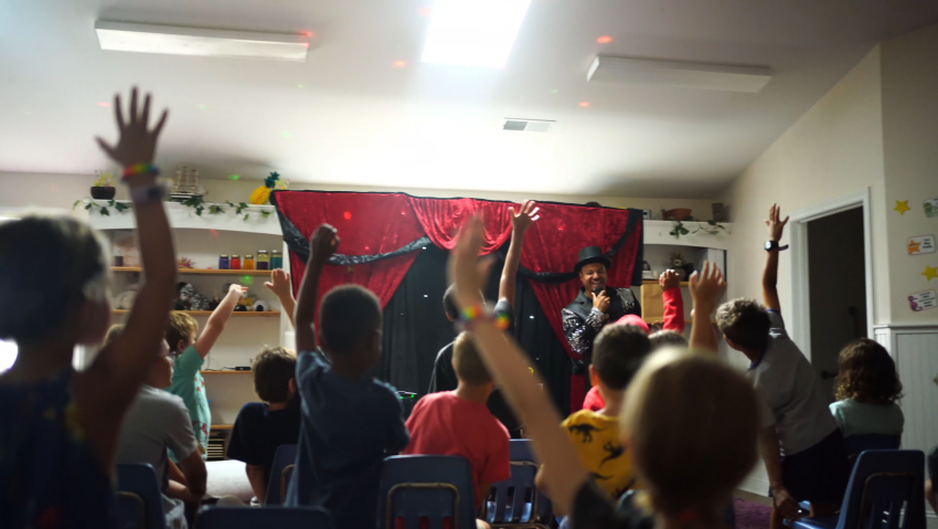 Hire Tada Magician - Children’s Party Magician in Cleveland, Ohio