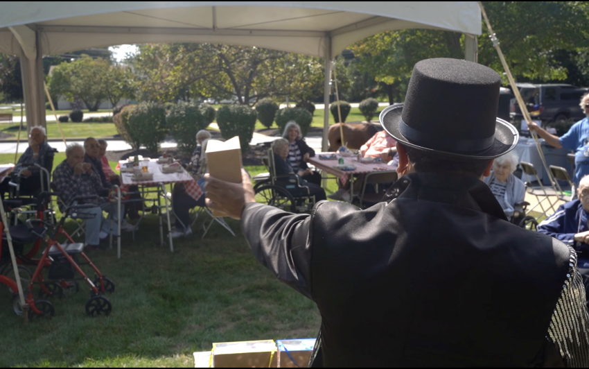 Hire Tada Magician - Children’s Party Magician in Cleveland, Ohio