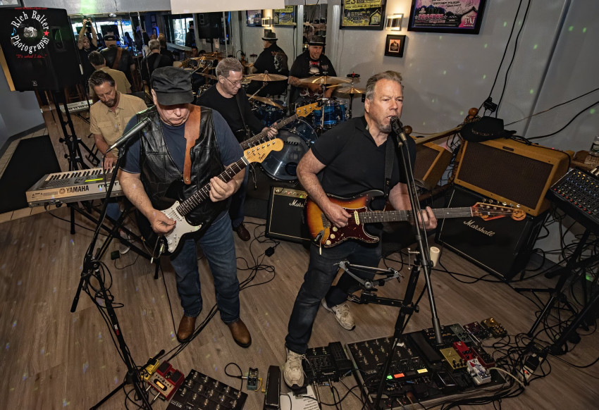 Hire The Mechanix - Classic Rock Band in Middle Island, New York